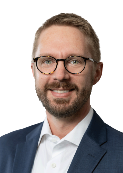 Chase Frock - Yacktman Asset Management